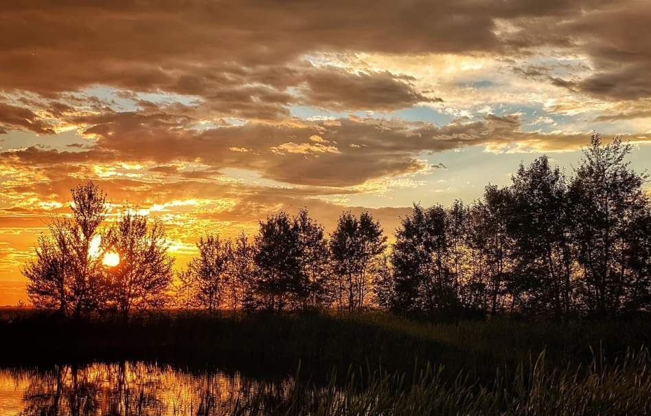 SUNSET – Last Night – 100CountryTrek.com